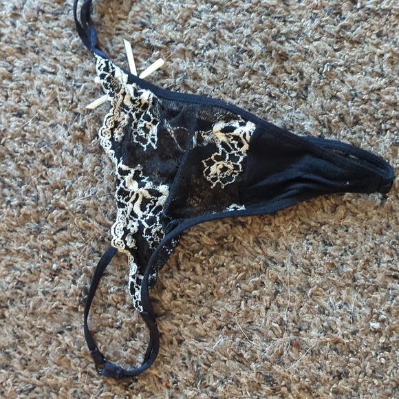 Ambrielle | Intimates & Sleepwear | Ambrielle Lingerie Size M | Poshmark